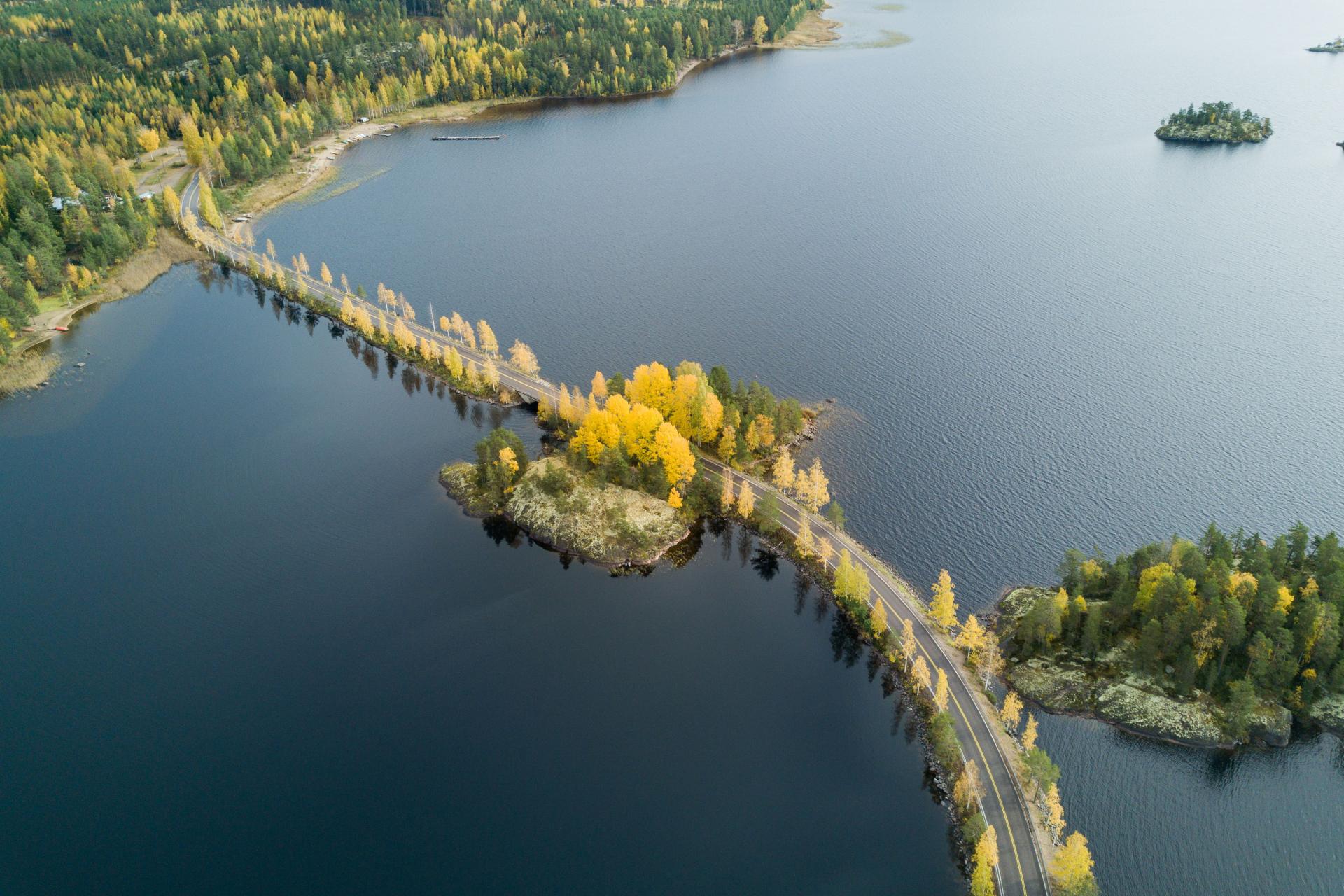 Autumn colours at Lake Saimaa - even better than Lapland - Visit Mikkeli
